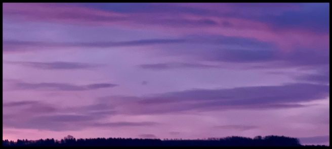 Pink and Purple sunrise – 05.12.25 | MKW Publishing